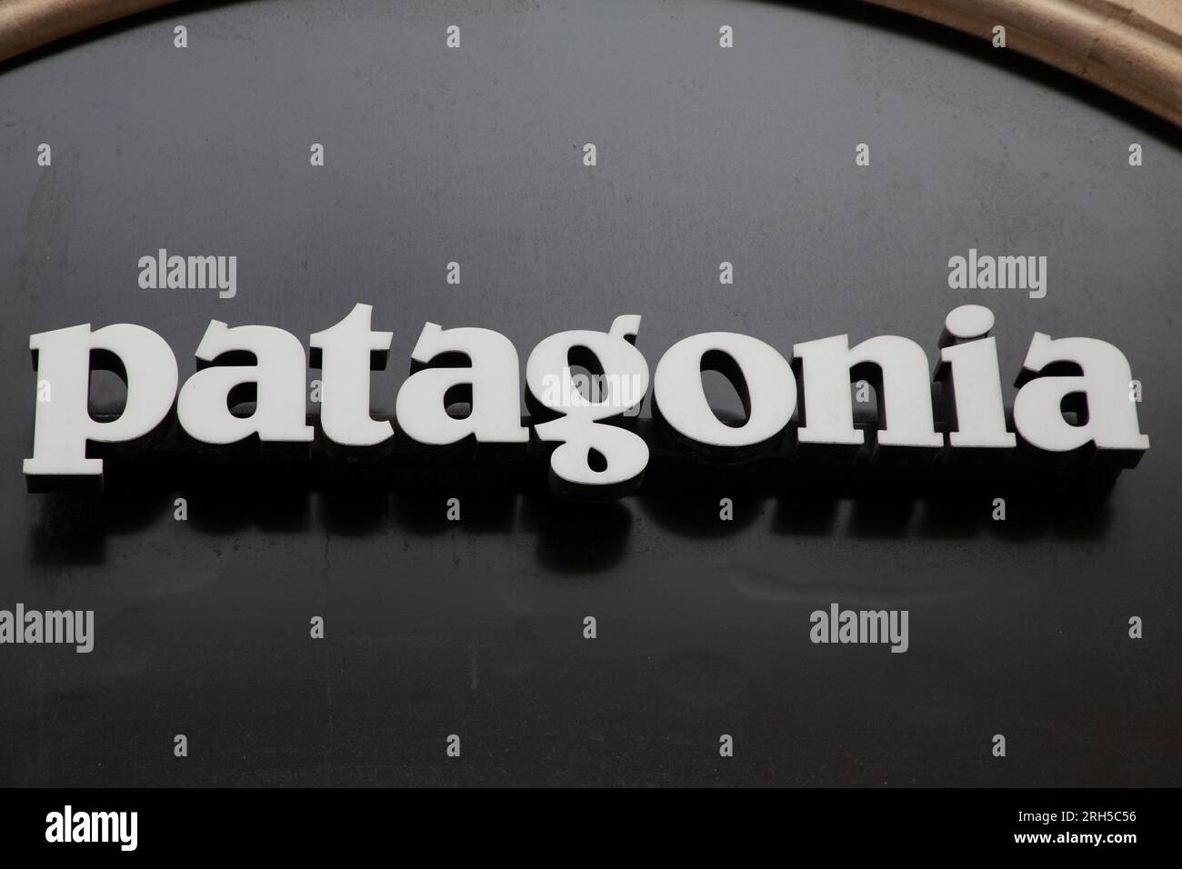 Logo patagonia hi-res stock photography and images - Alamy