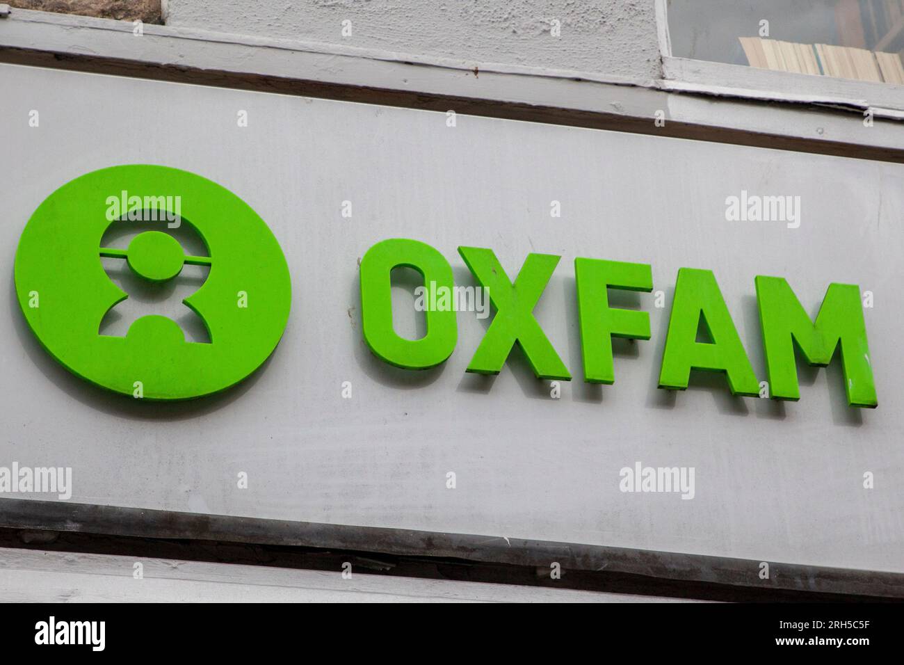 Charity shop in bristol hi-res stock photography and images - Alamy