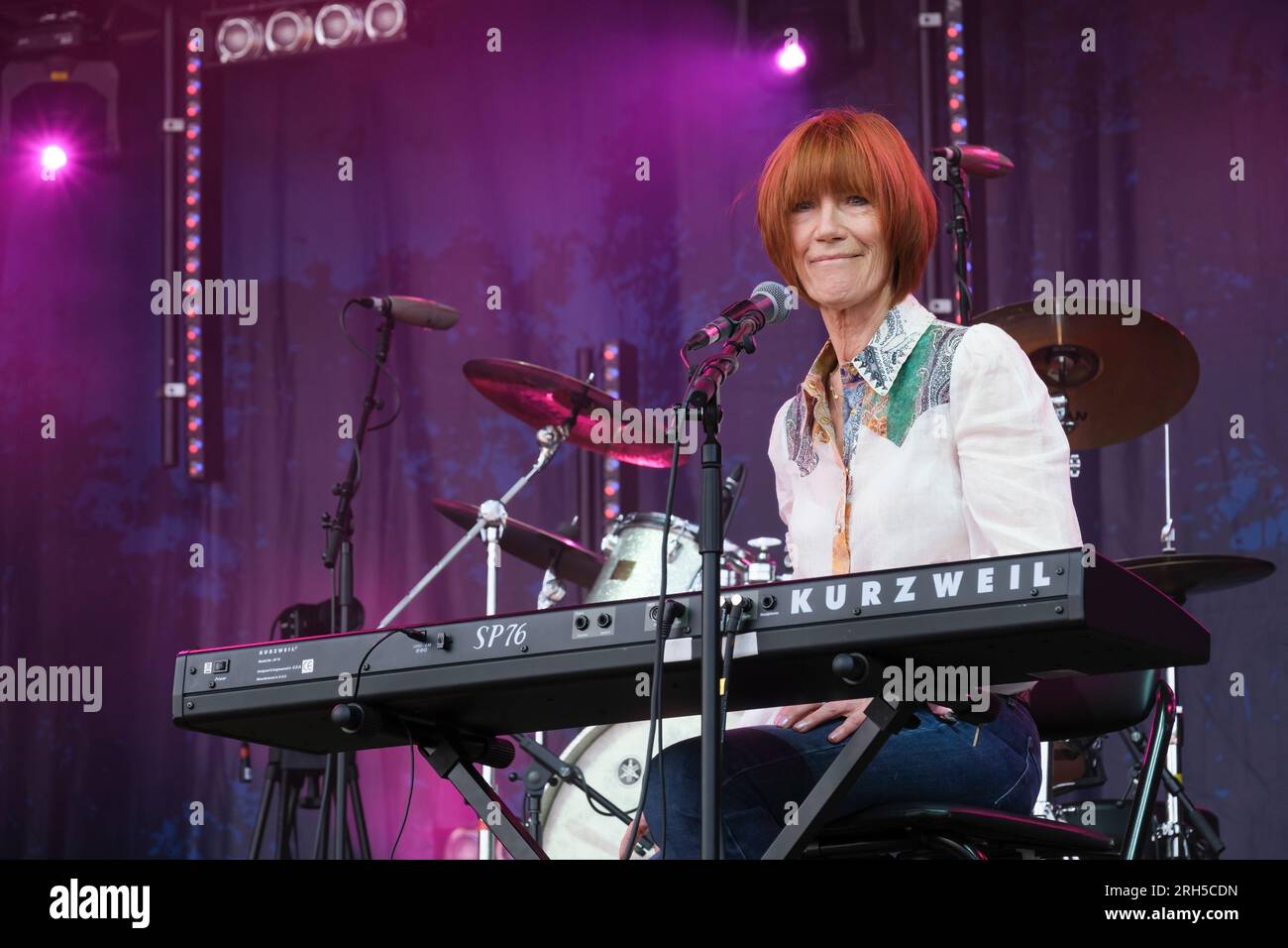 Kiki dee stage hi-res stock photography and images - Alamy