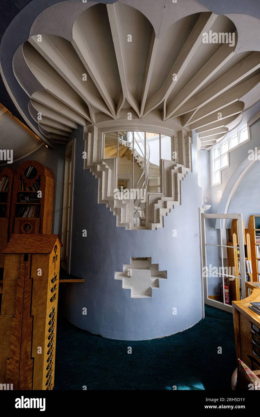 The Cosmic House, Holland Park, London. Post-modern home owned by ...