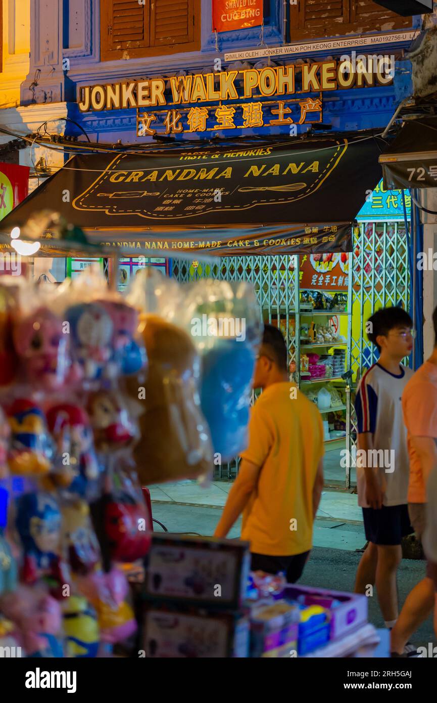 The Jonker Walk night market, Malacca, Malaysia Stock Photo - Alamy