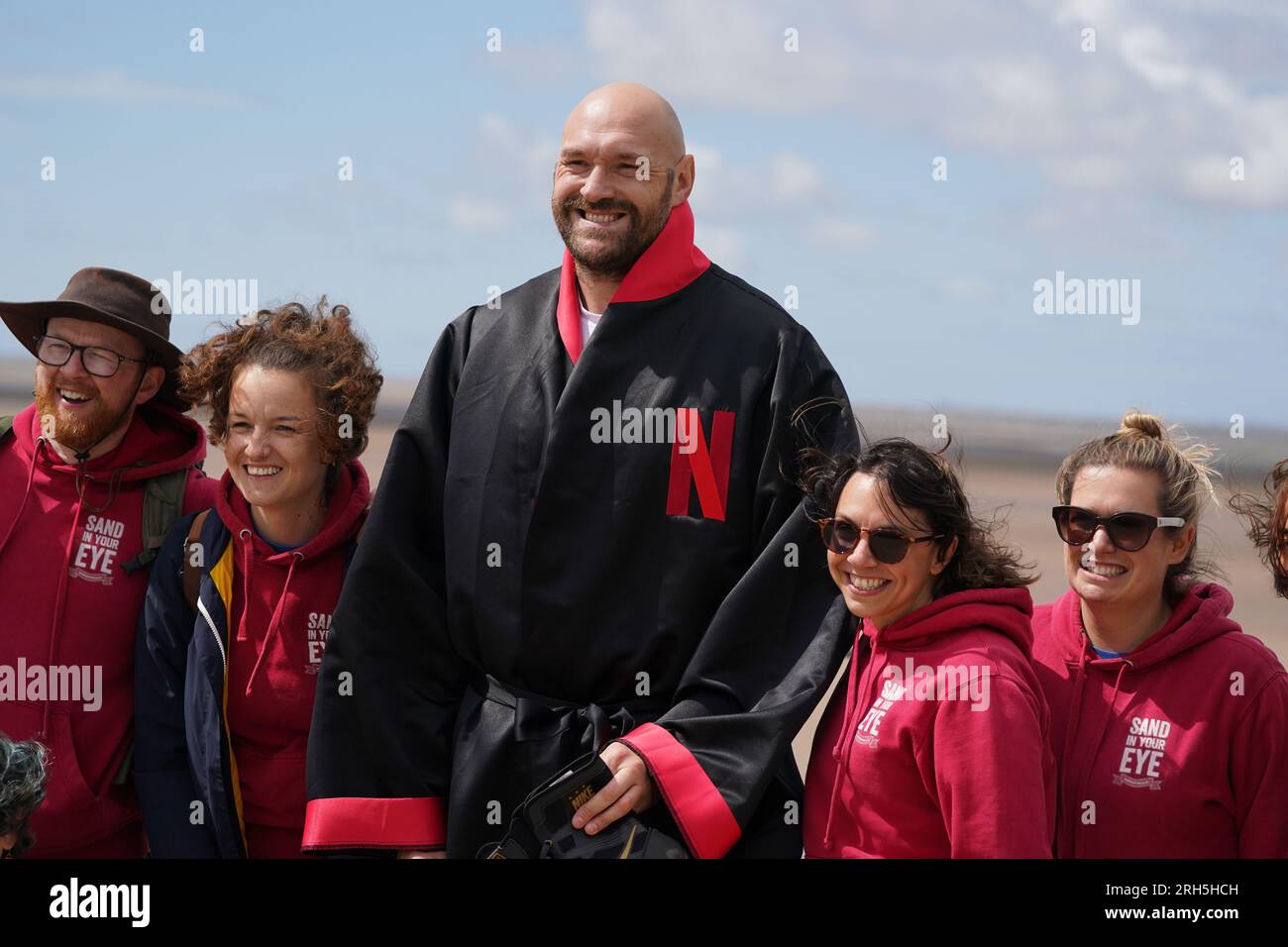 Tyson Fury poses for a photohgraph with sand artists at the launch for ...