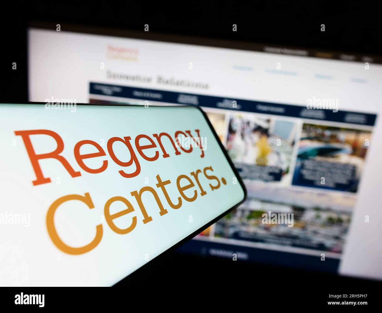 Regency centers logo hi-res stock photography and images - Alamy
