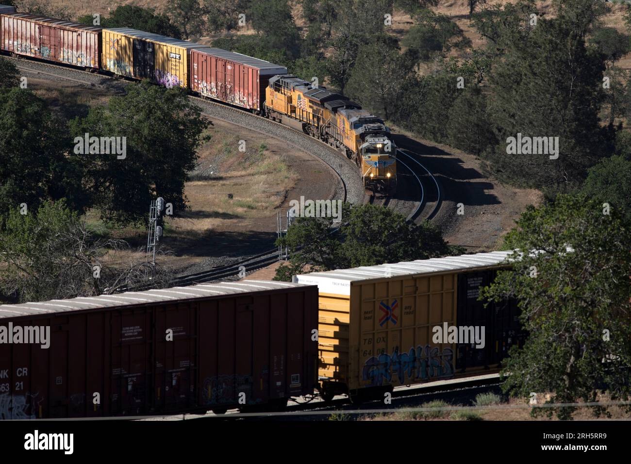 American freight locomotives hi-res stock photography and images - Alamy
