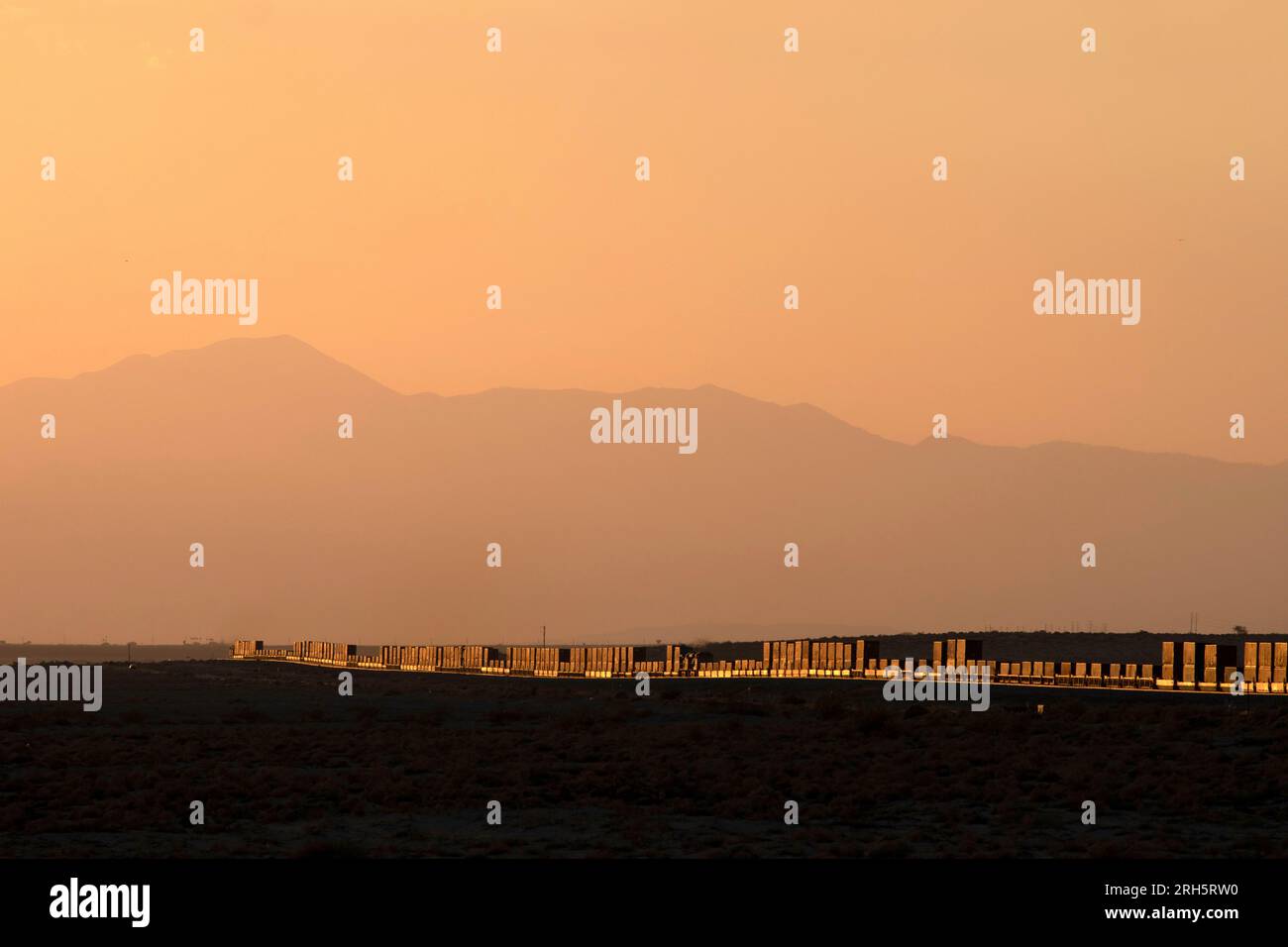 Loose view hi-res stock photography and images - Alamy