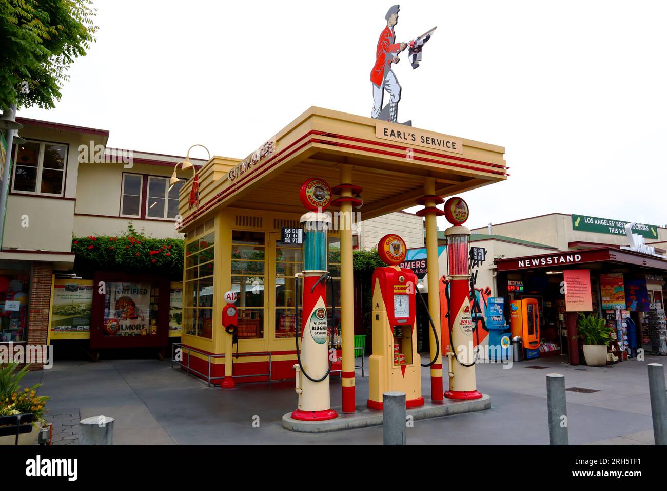 Los Angeles, California: Gilmore Oil Company Gasoline Station at The ...