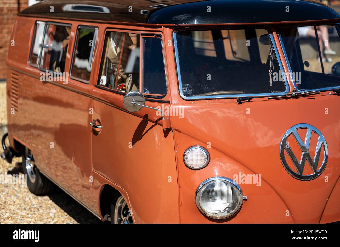 Volkswagen bus hi-res stock photography and images - Alamy