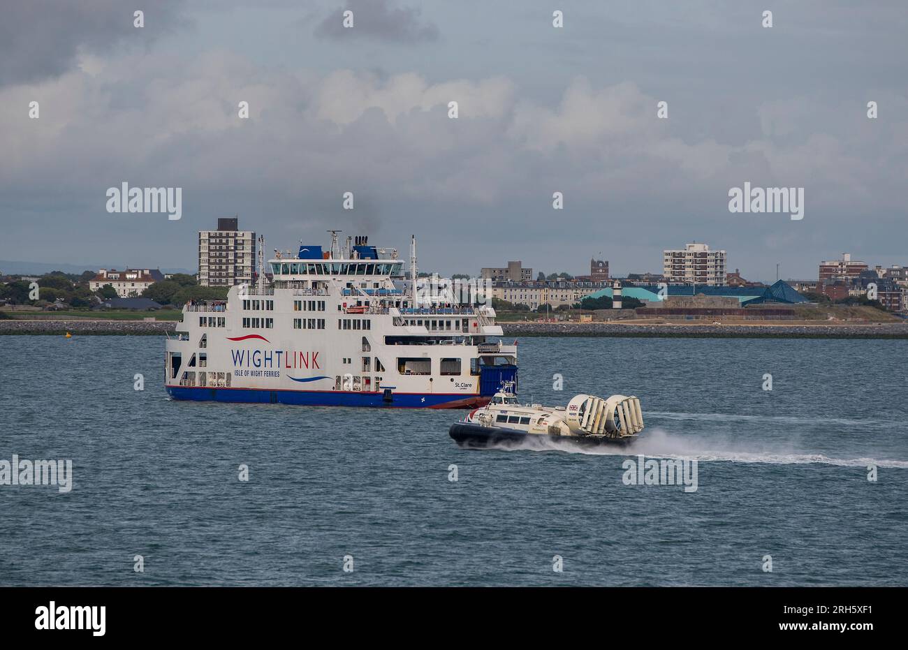 isle of wight ferry crossing the solent and hovertravel hovercraft ...
