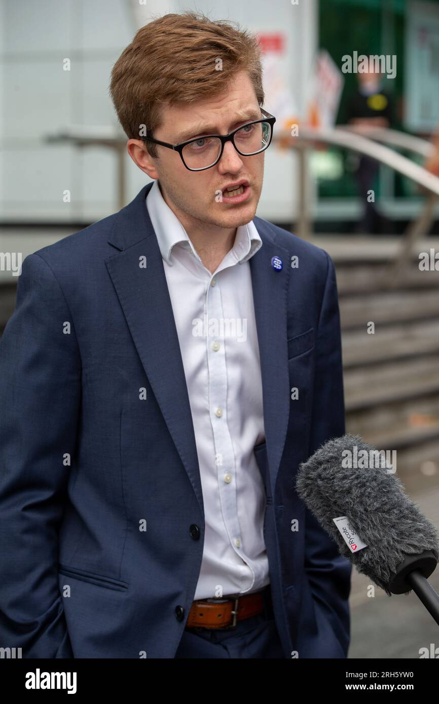 Robert lawrenson hi-res stock photography and images - Alamy