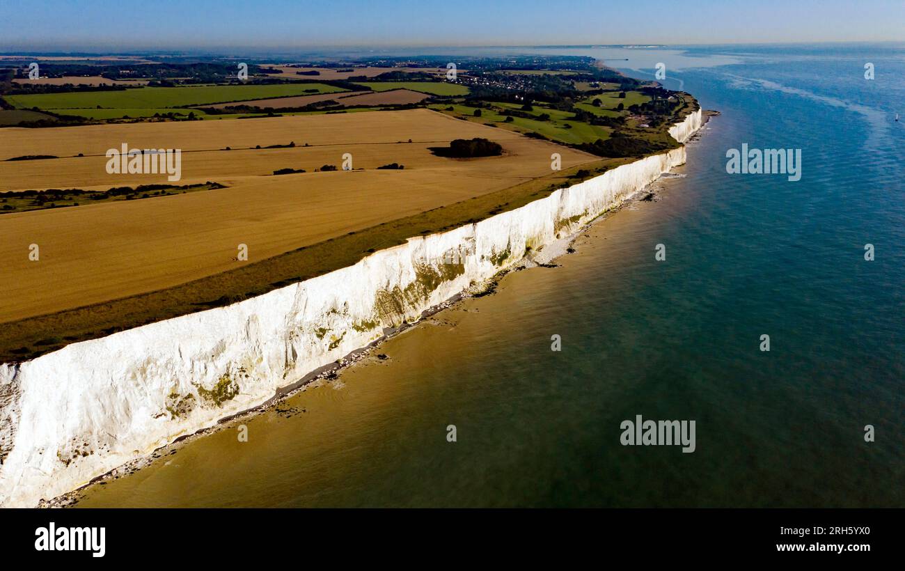 English channel aerial view dover hi-res stock photography and images ...