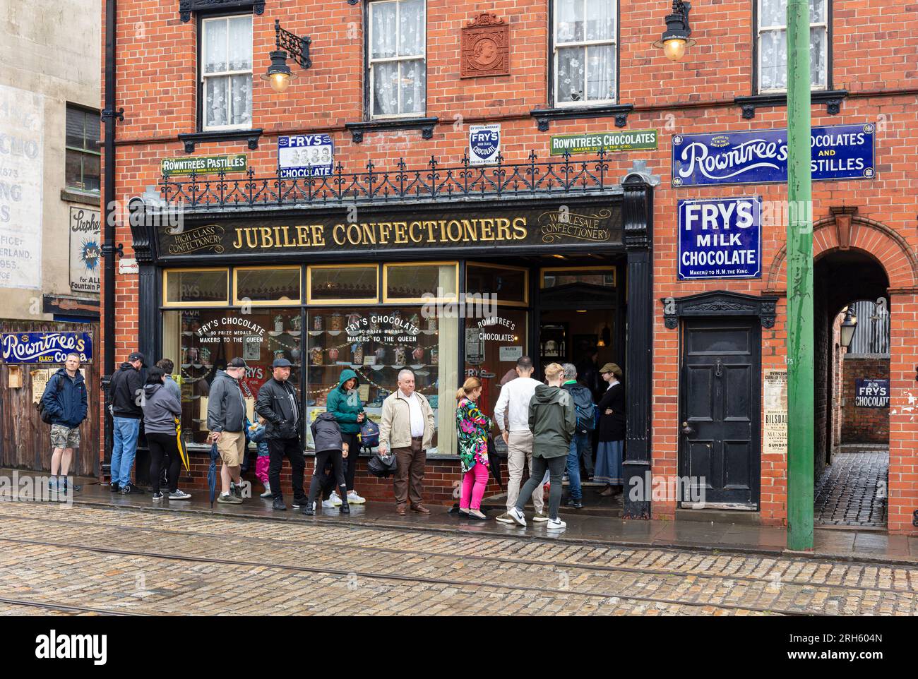 Jubilee Confectioners a traditional sweet shop, Beamish Museum Stock ...