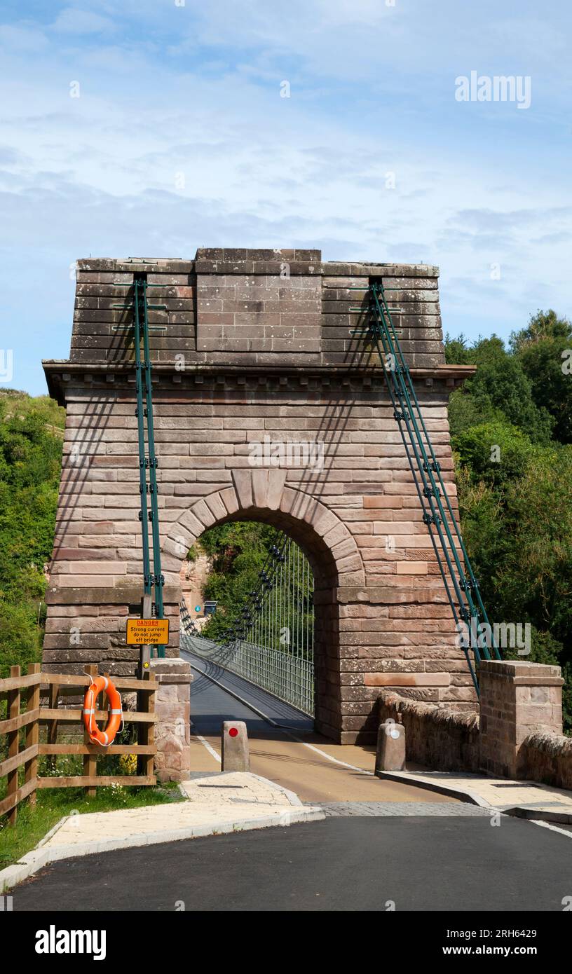 Union Chain Bridge over the River Tweed between Hutton, Berwickshire ...