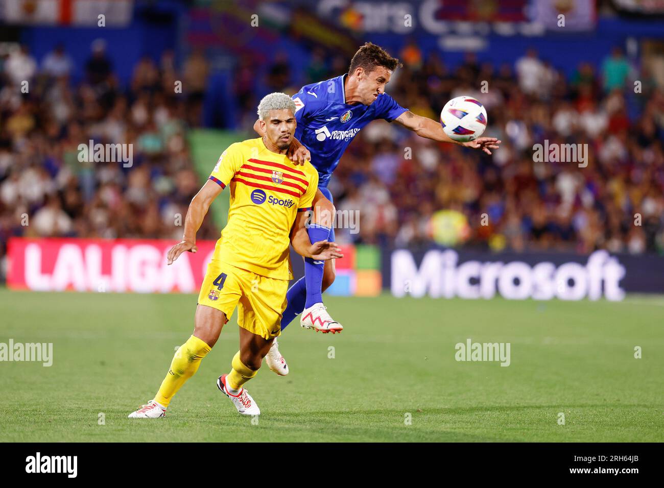Ronald araujo barcelona 2023 hi-res stock photography and images - Alamy