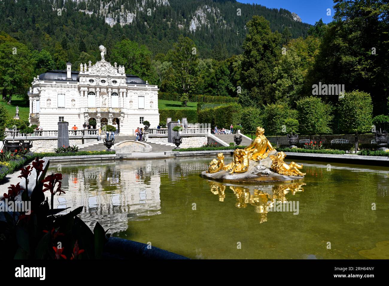 Palais de linderhof hi-res stock photography and images - Alamy