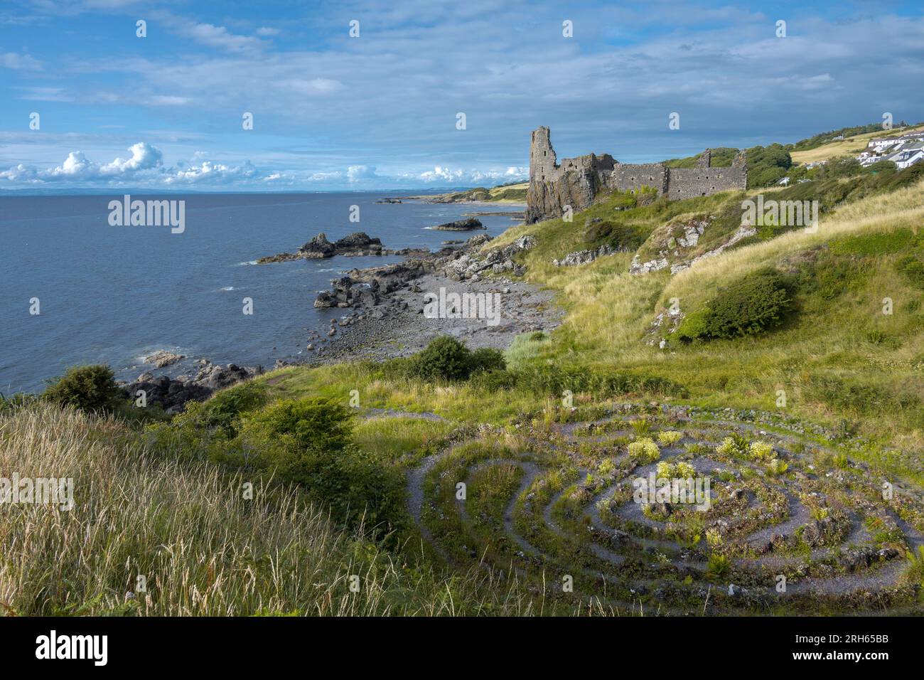 View the sea and Dunure Castle, Scotland Stock Photo - Alamy