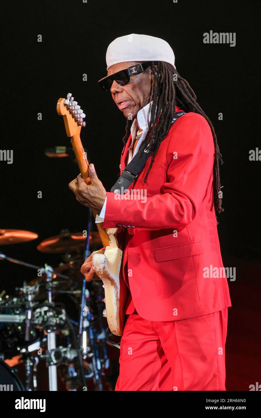 Nile Rogers performing at Fairports Cropredy Convention. August 10 ...