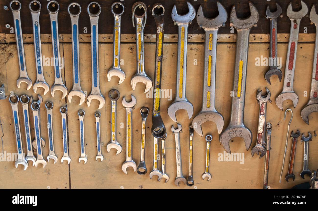 Ring spanner set hi-res stock photography and images - Alamy
