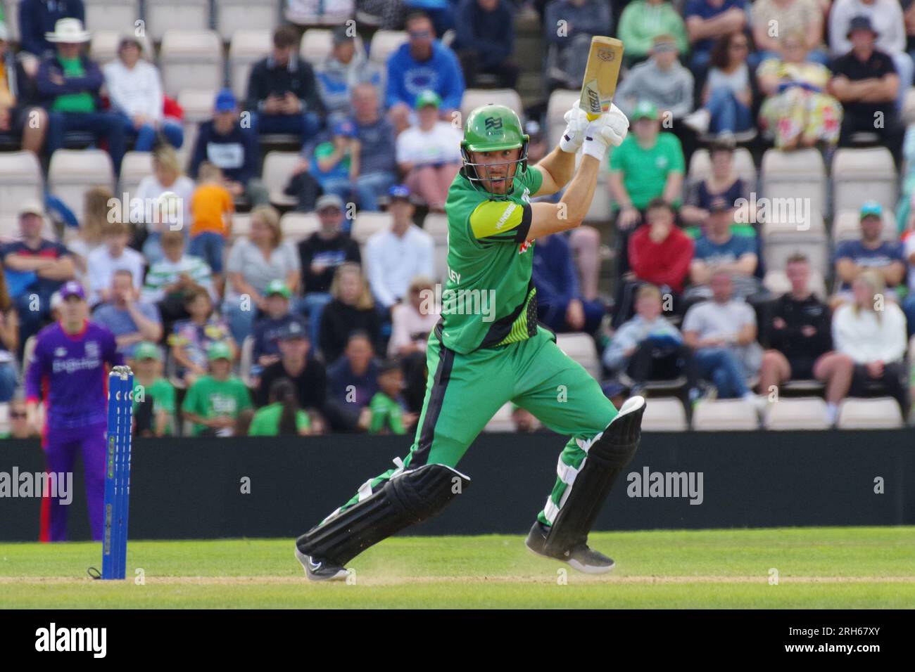 Southampton, 6 August 2023. Joe Weatherley batting for Southern Brave ...