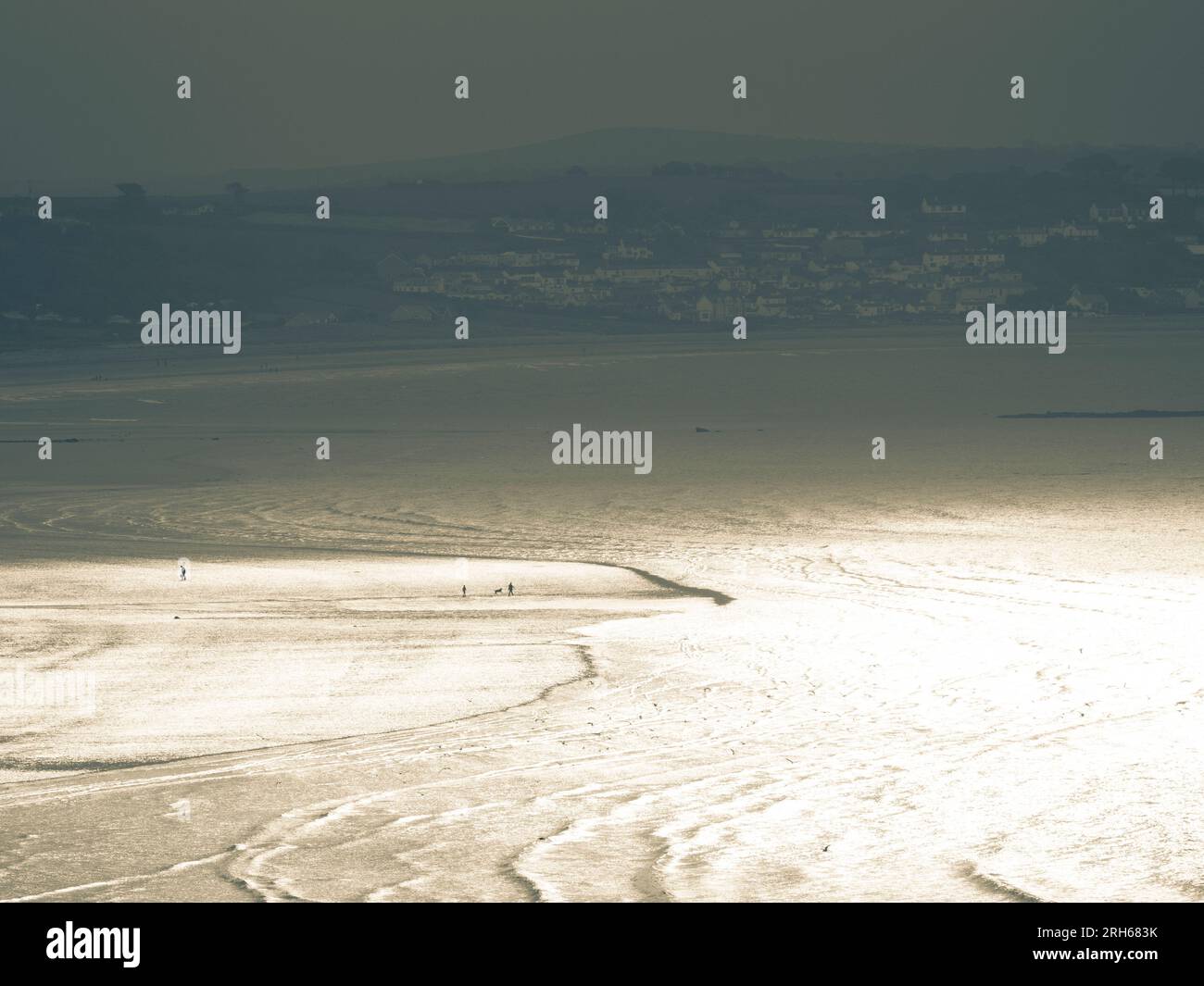 Long rock hi-res stock photography and images - Alamy