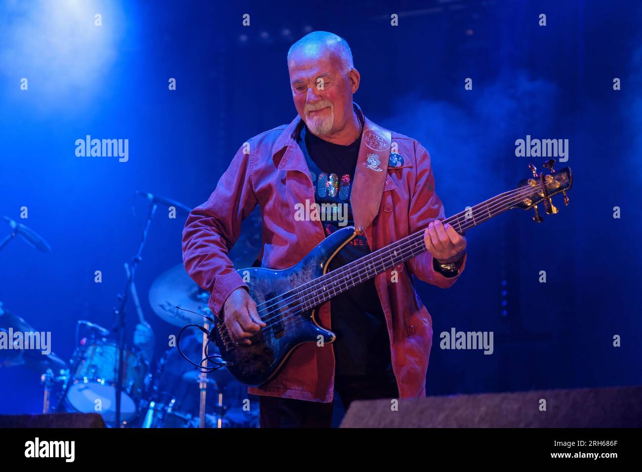 Dave Peggy Pegg of Fairport Convnetion performing at Fairports Cropredy ...