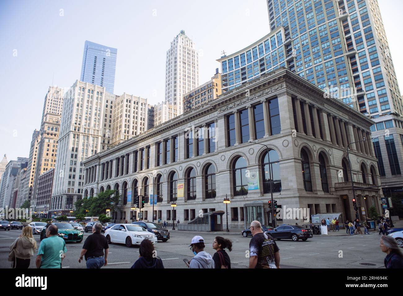 Chicago Cultural Center facade from a corner in afternoon shade in ...