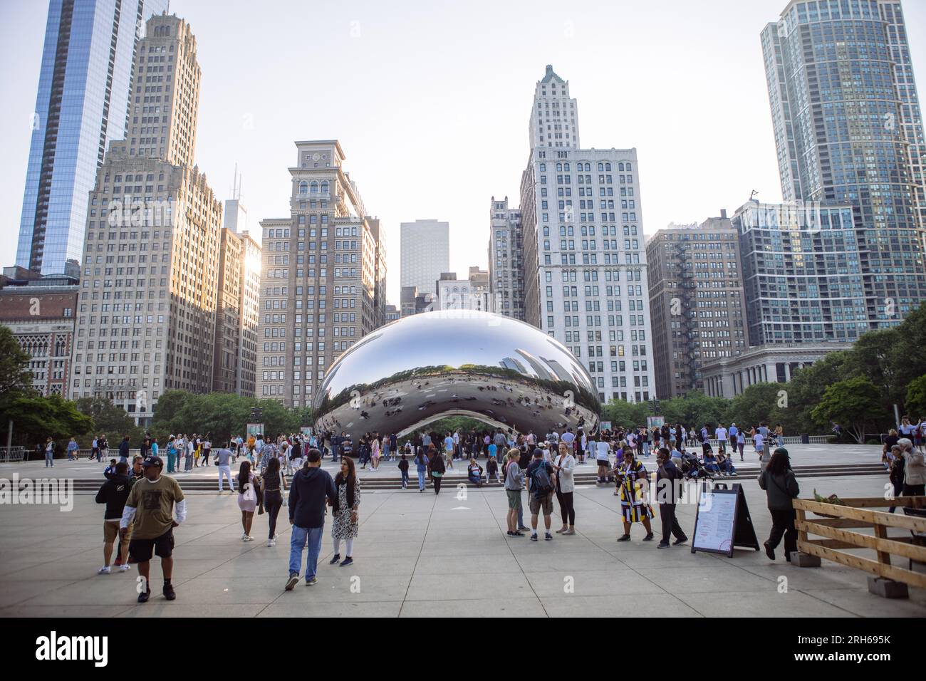 Wide angle view of Cloud Gate "The Bean" sculpture by Anish Kapoor ...