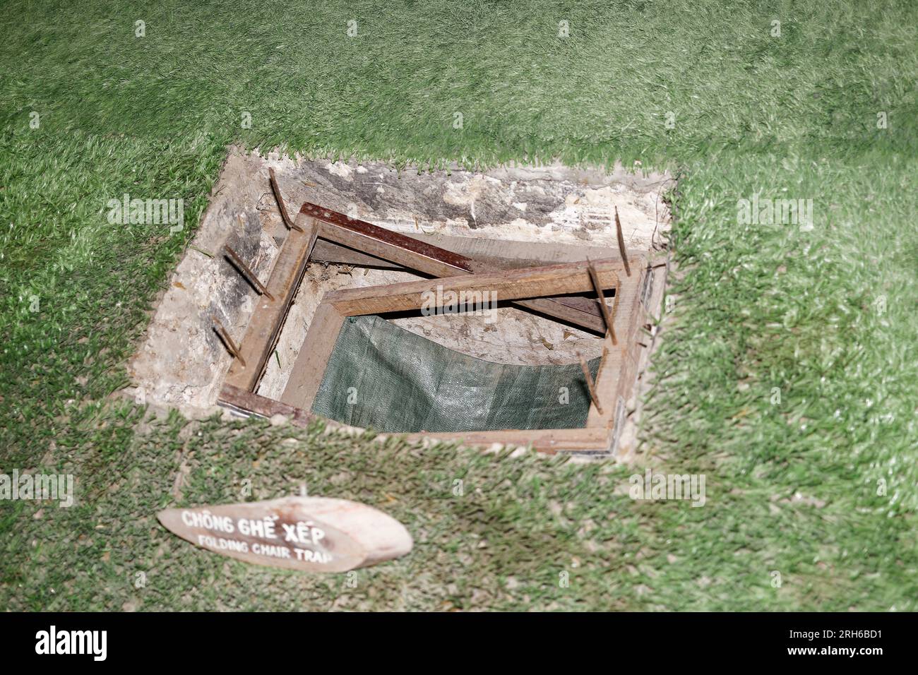 Vietnam War Traps Vietcong