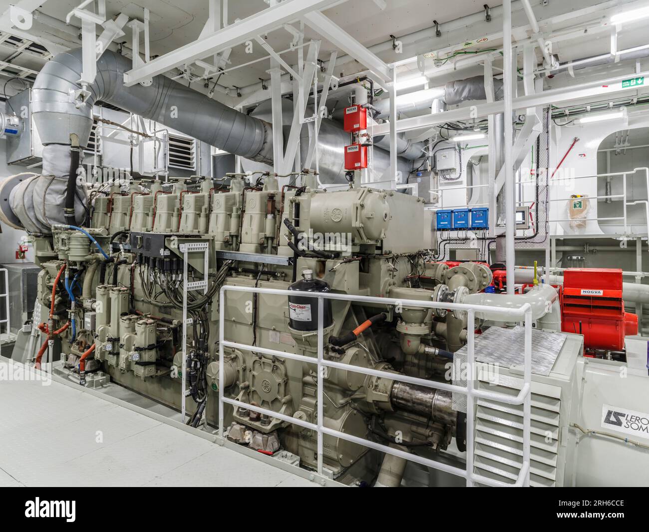 incredible photo of the engine room of a ship/submarine/cargo ship ...
