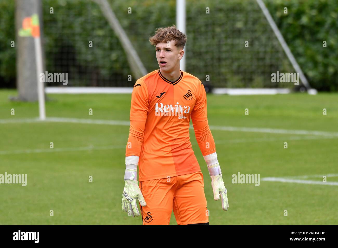 Peterborough united hi-res stock photography and images - Alamy🕘 Bem ...