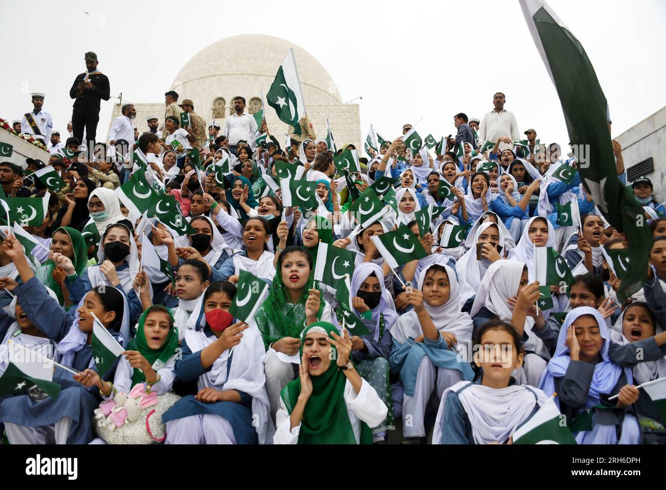 Karachi. 14th Aug, 2023. People attend a ceremony at the mausoleum of ...