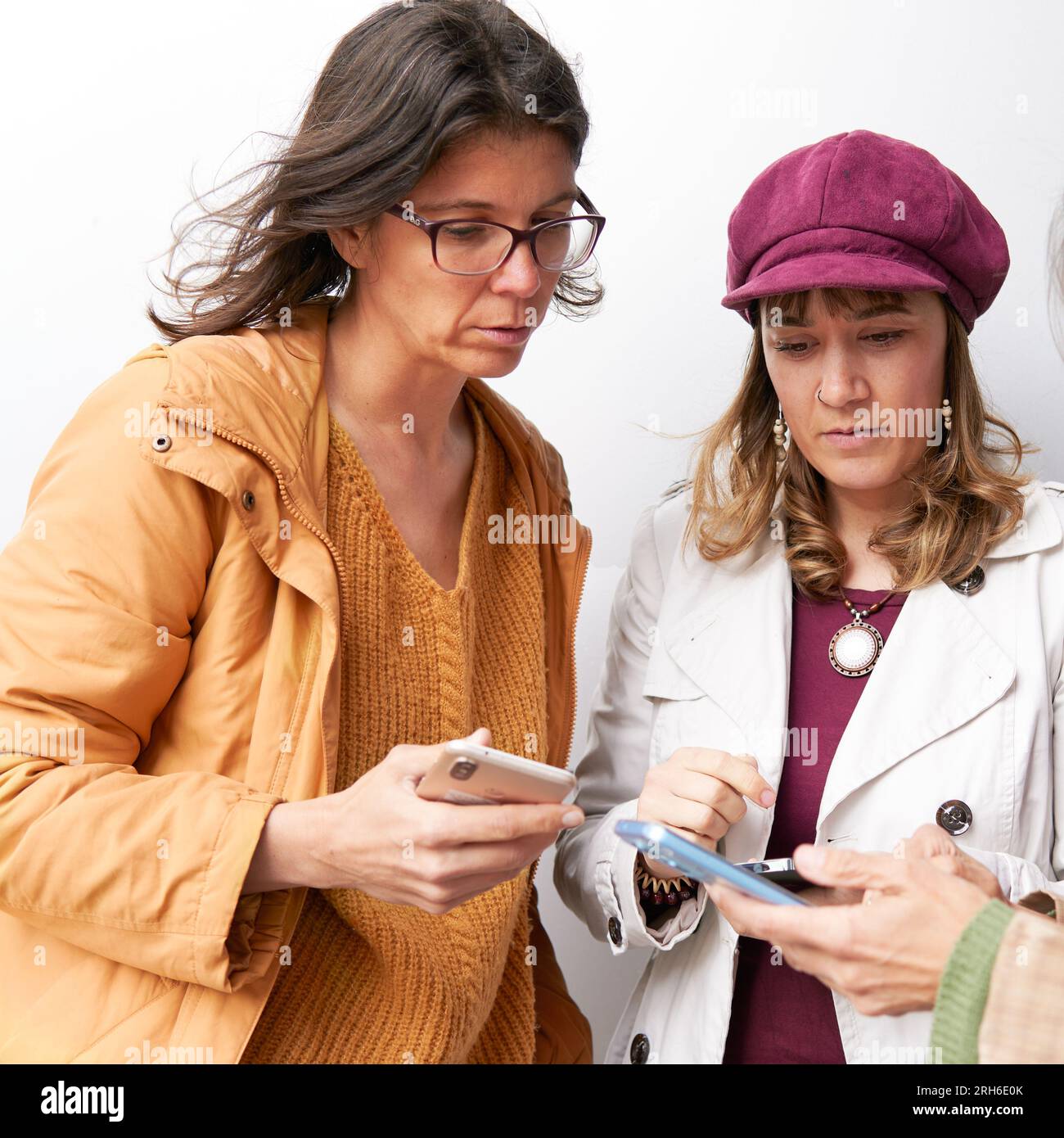Two women autumn talking hi-res stock photography and images - Alamy
