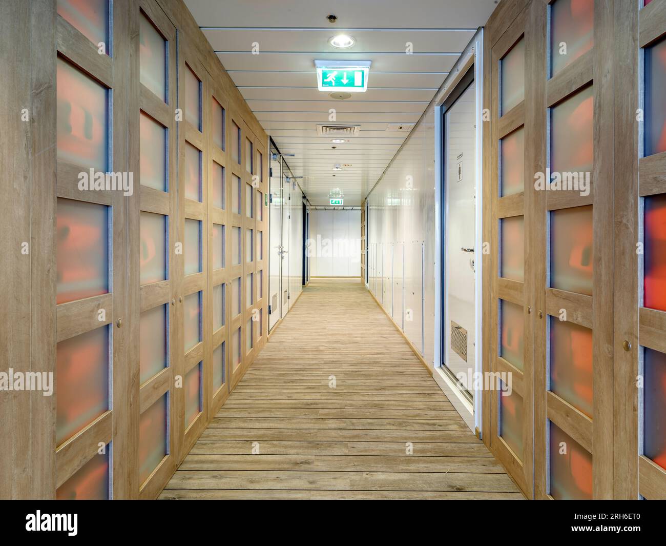 Cockpit cargo container ship hi-res stock photography and images - Alamy