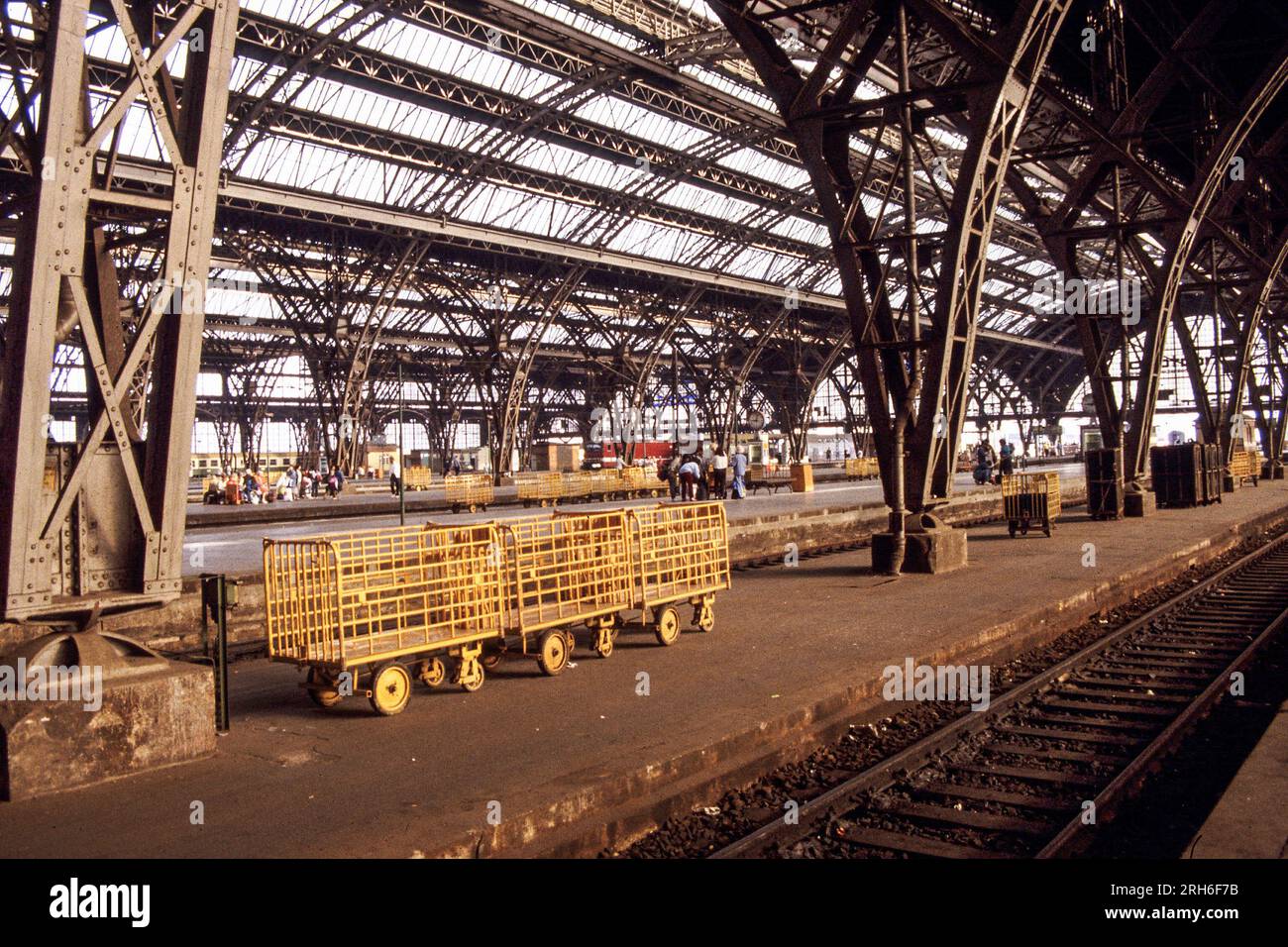 Leipzig Railway Station, Germany in 1990 Stock Photo - Alamy