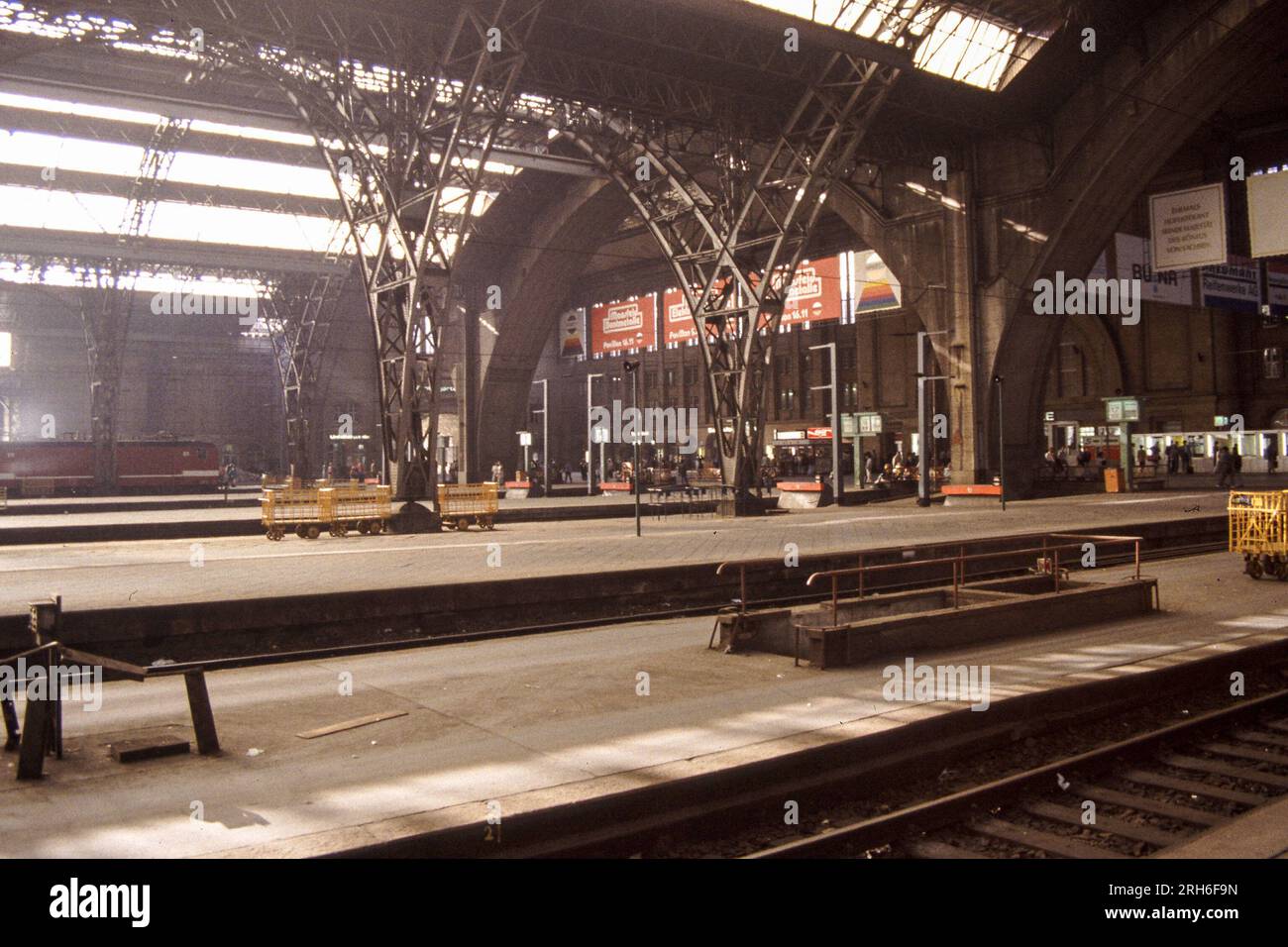 Leipzig Railway Station, Germany in 1990 Stock Photo - Alamy