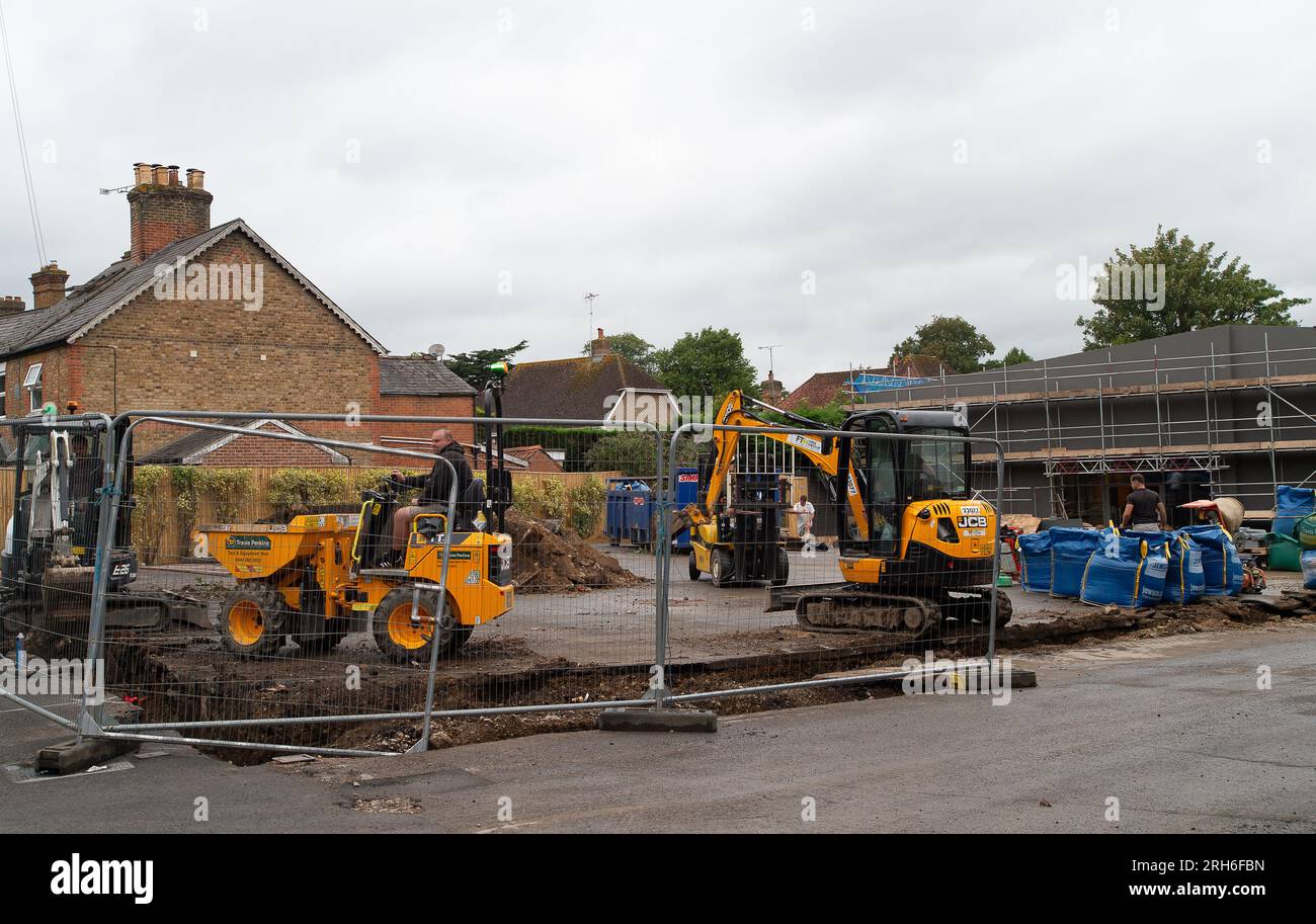 Ascot, Berkshire, UK. 14th August, 2023. A new Pets Corner pet shop is ...