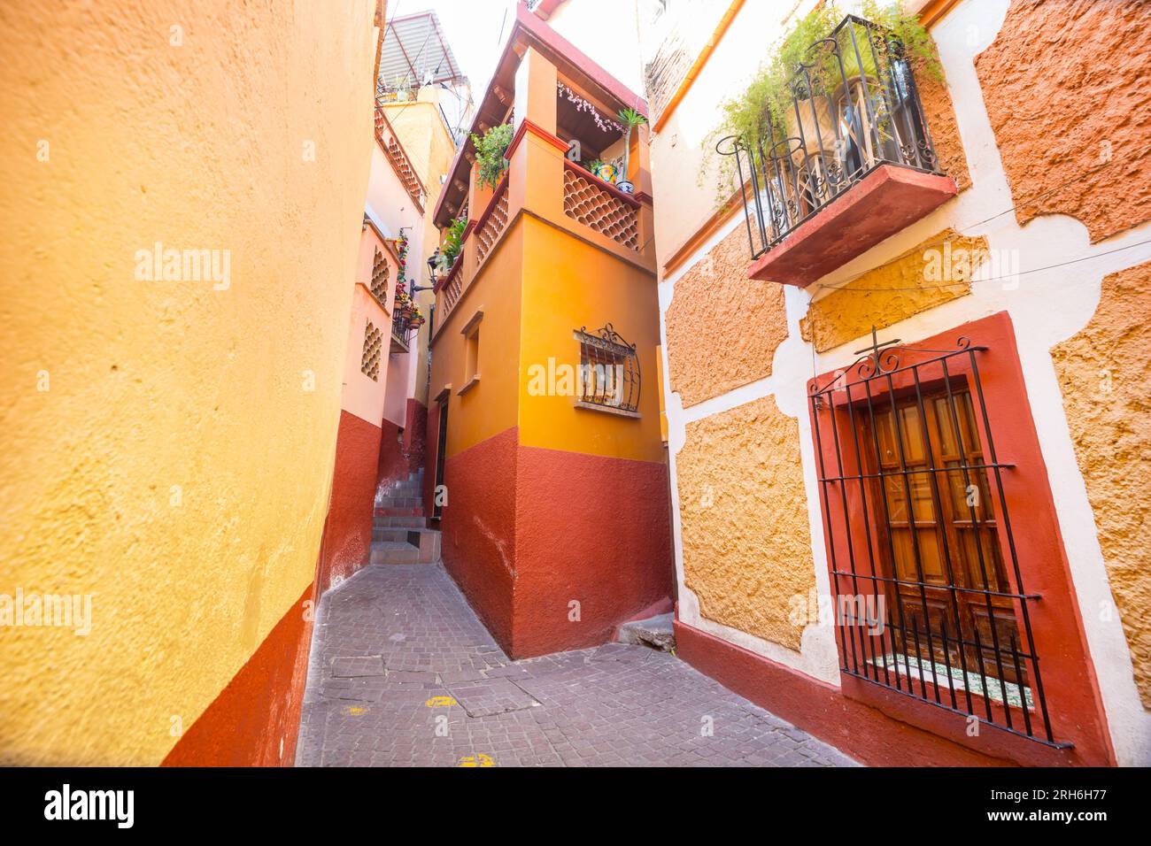 Colonial historical city Guanajuato, famous Alley of the Kiss (Callejon del Beso), Mexico Stock ...