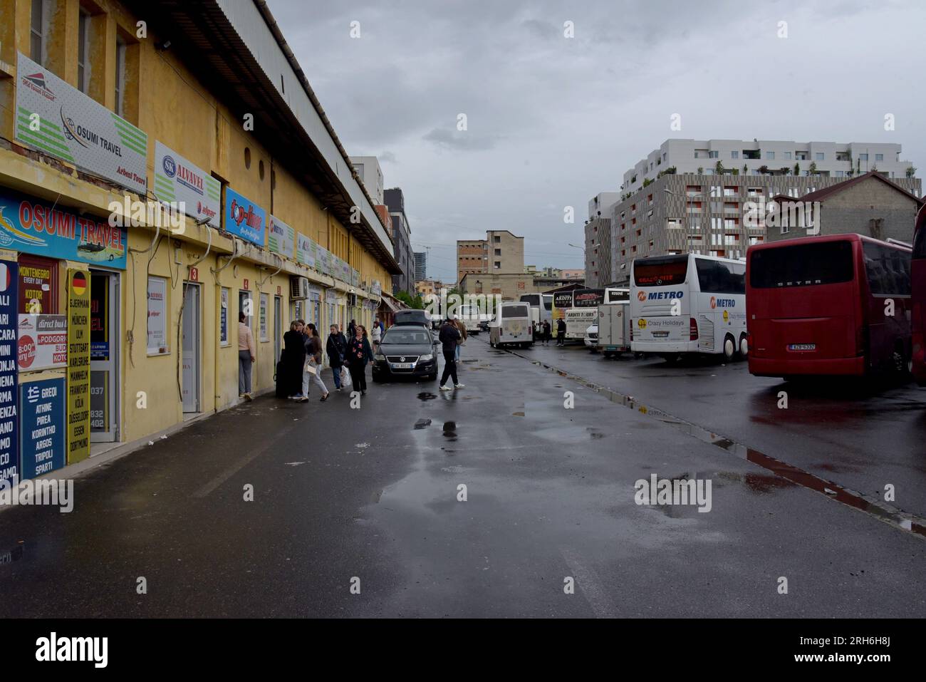 International bus station hi-res stock photography and images - Alamy