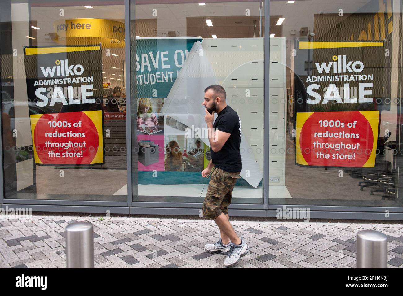 Wilko london hi-res stock photography and images - Alamy