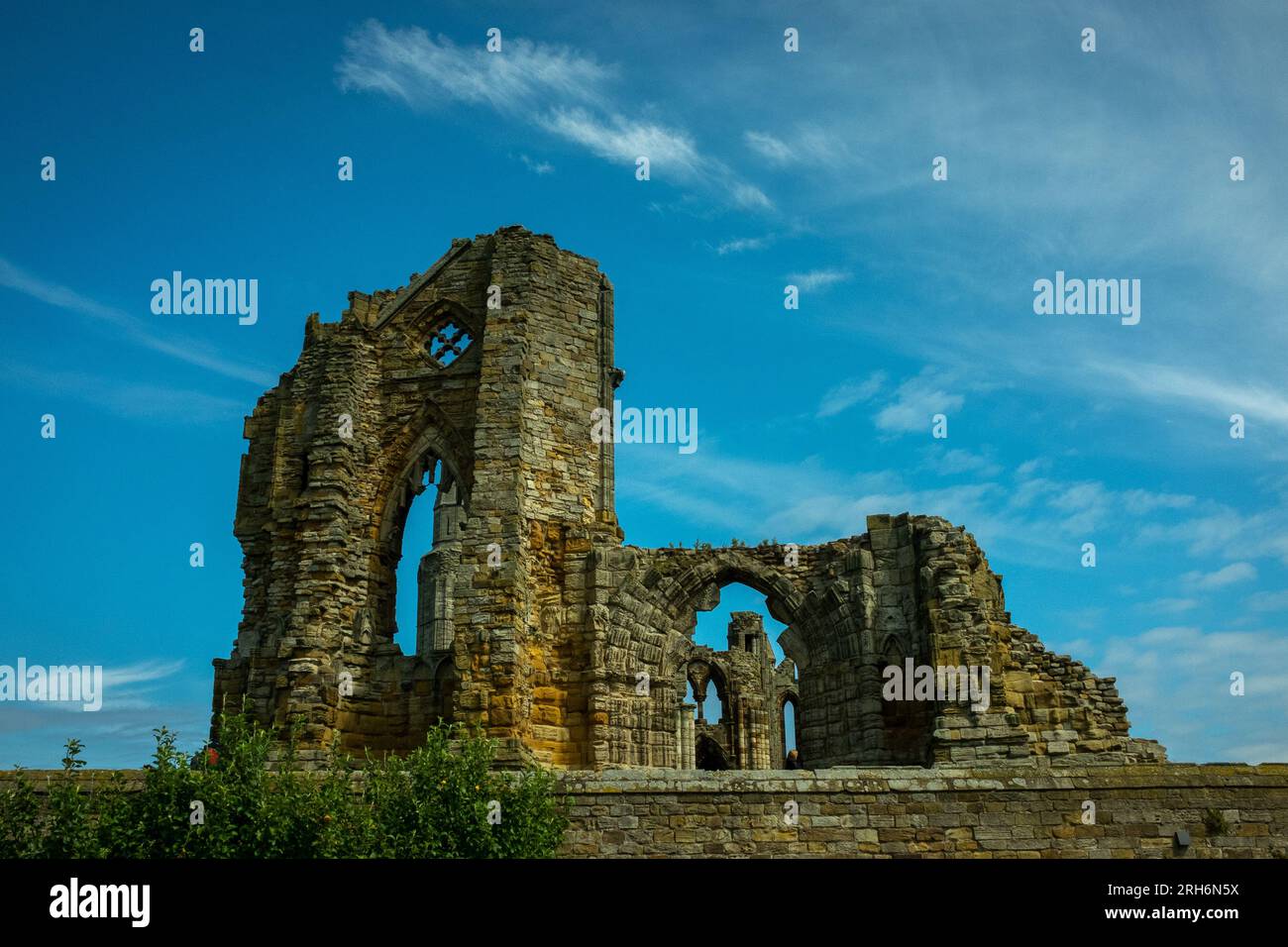 Whitby cliff lift hi-res stock photography and images - Alamy