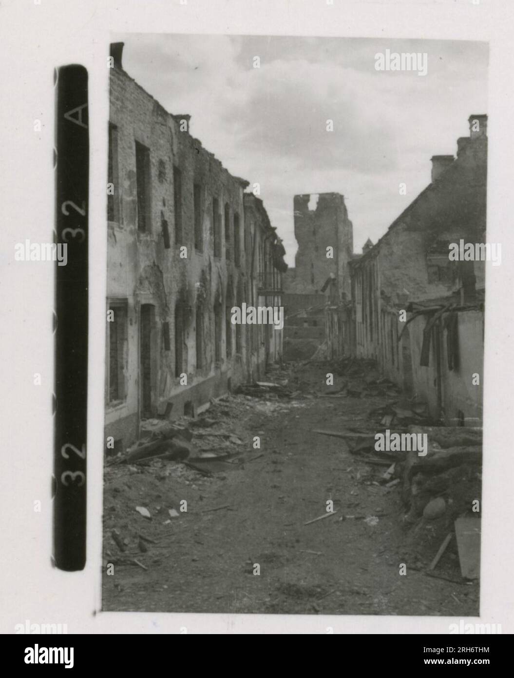 SS Photographer, Heinemann (Russia 1944) Individual and group soldier ...