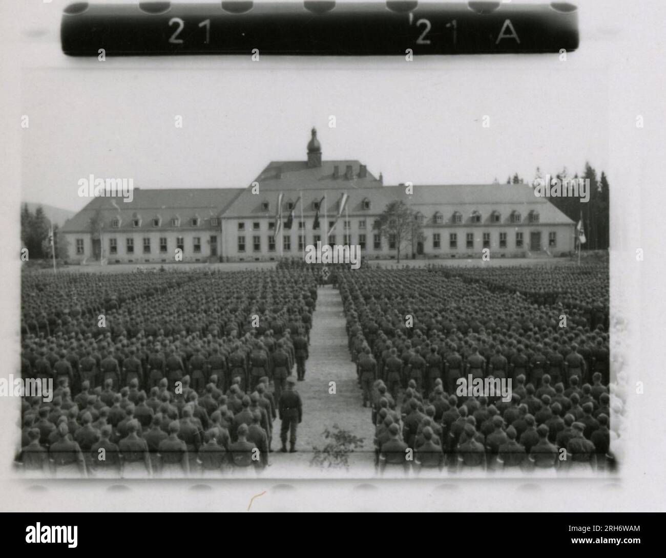 SS Photographer, Heiss (1943) Unit and soldiers in barracks, visit by ...