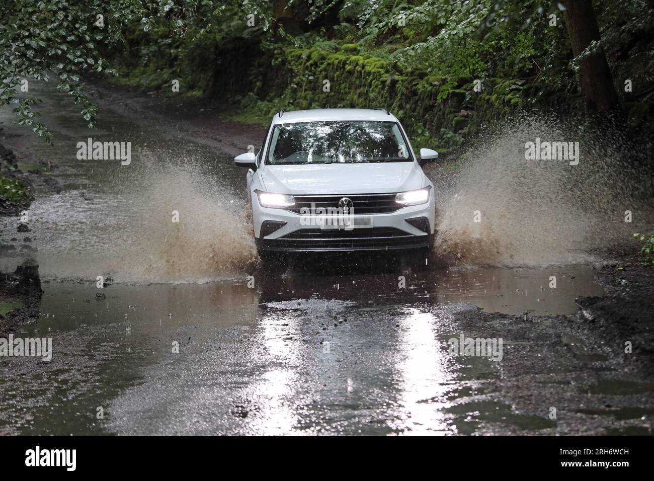Driving in rain many water hi-res stock photography and images - Alamy