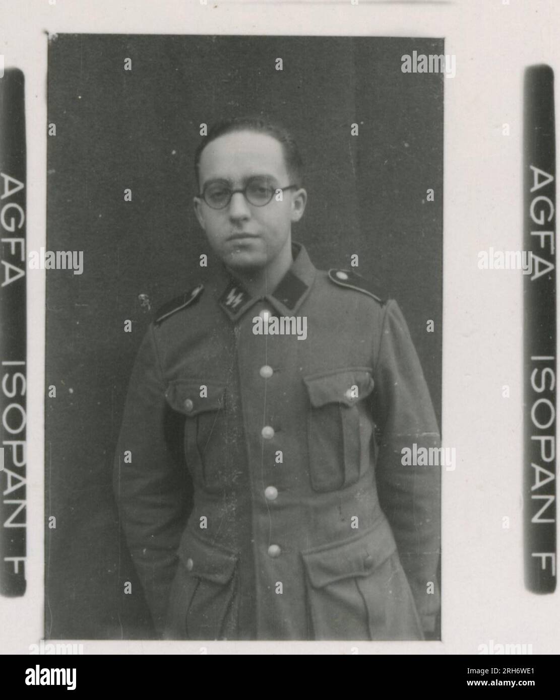 SS Photographer, Hildebrand Individual portrait photos of soldiers ...