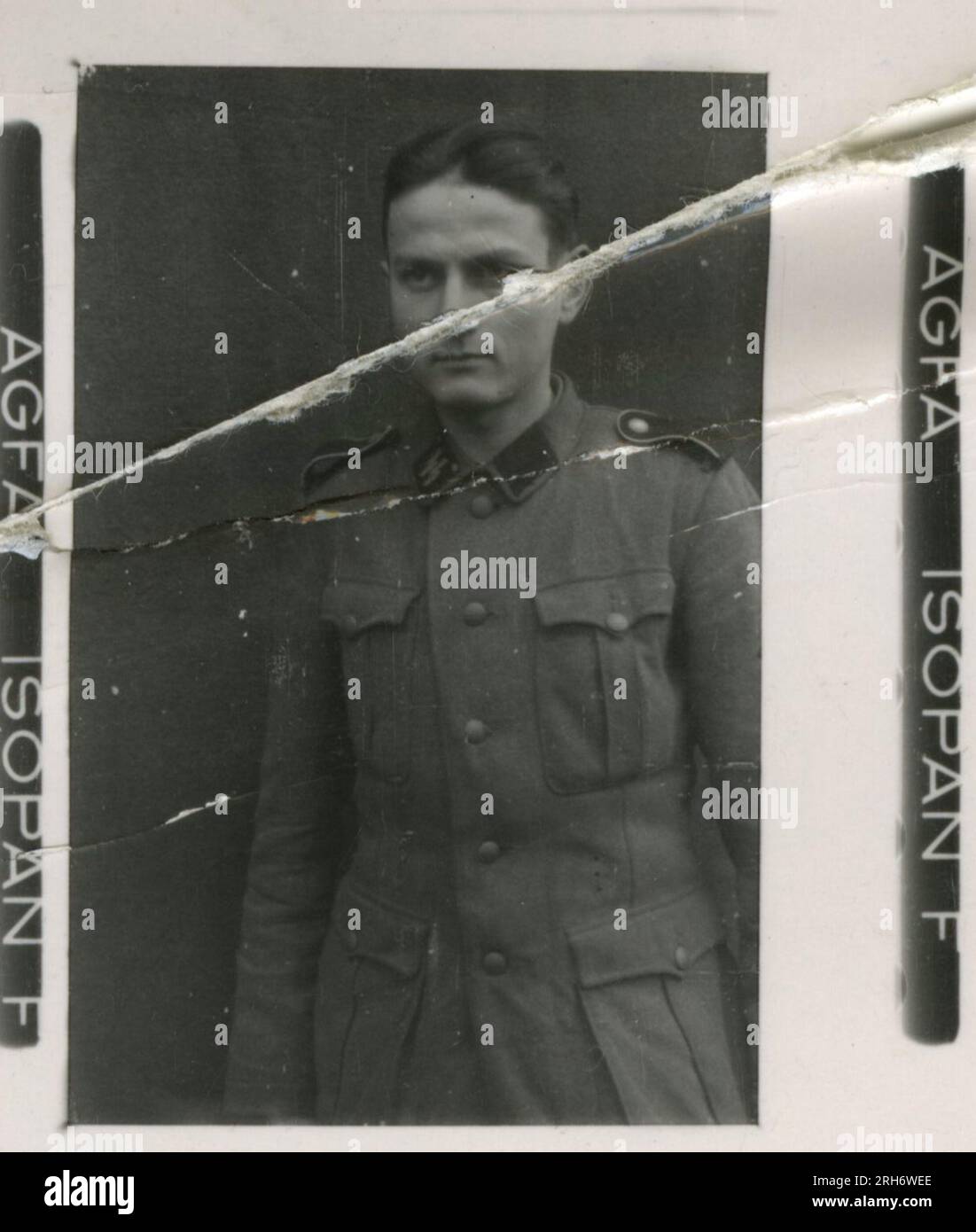 SS Photographer, Hildebrand Individual portrait photos of soldiers ...