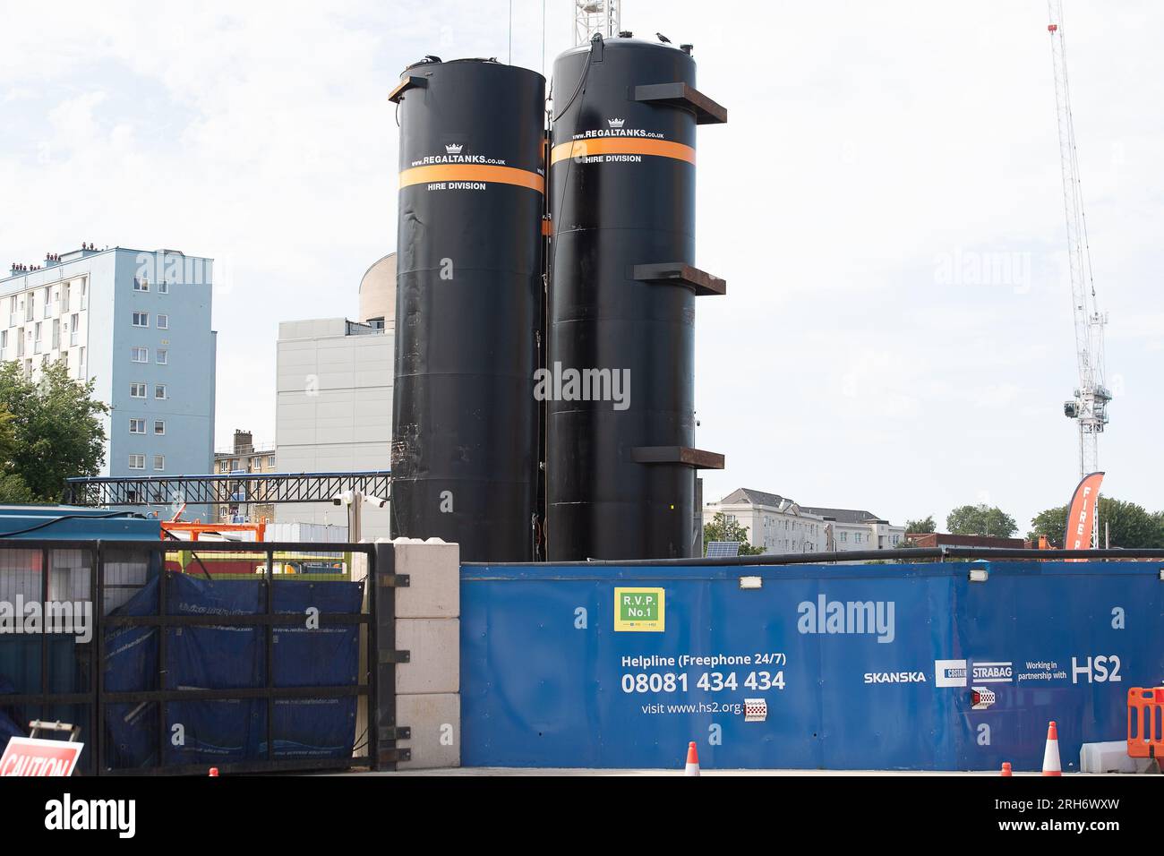Camden, London, UK. 10th August, 2023. Huge silos at one of the HS2 ...