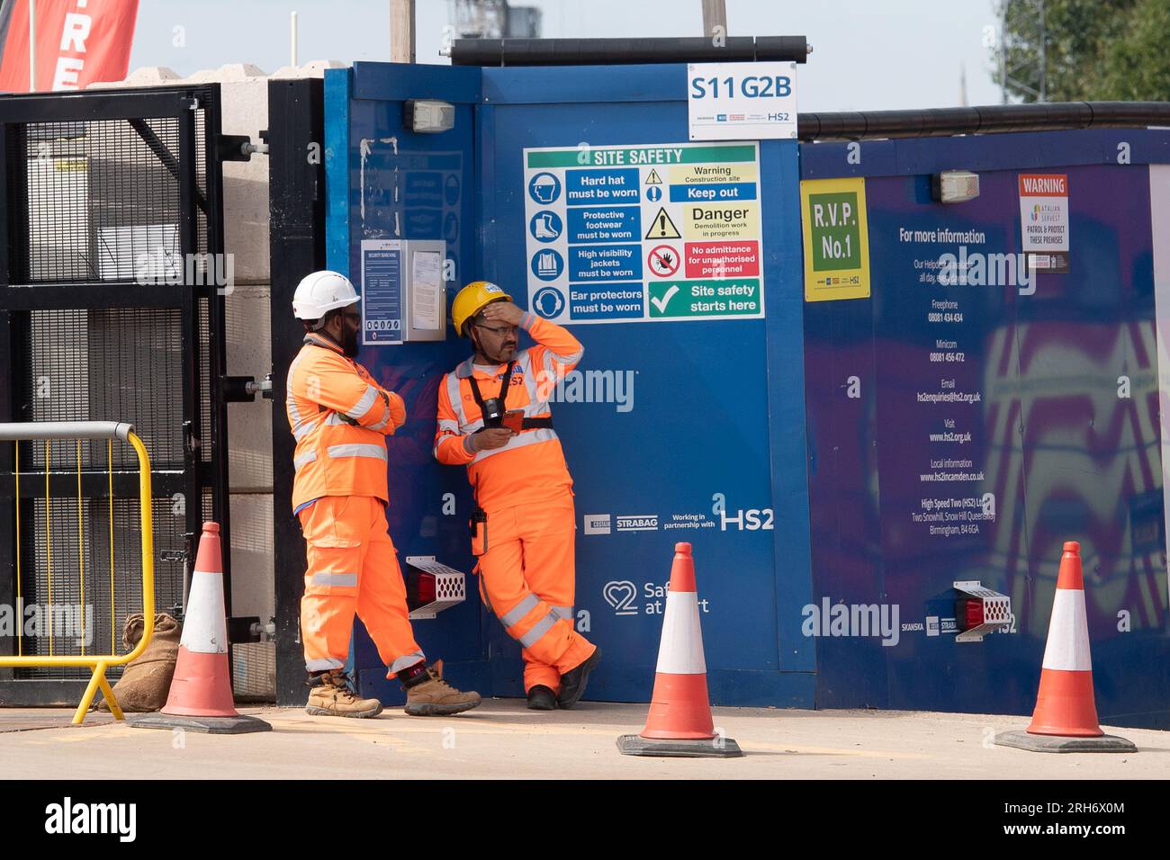 Camden, London, UK. 10th August, 2023. One of the HS2 High Speed Rail ...