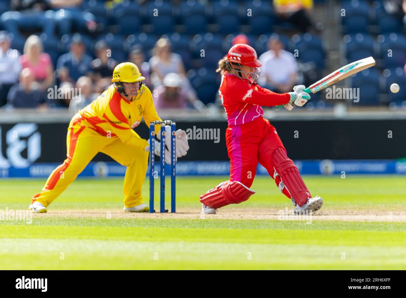 Wales women's cricket hi-res stock photography and images - Alamy