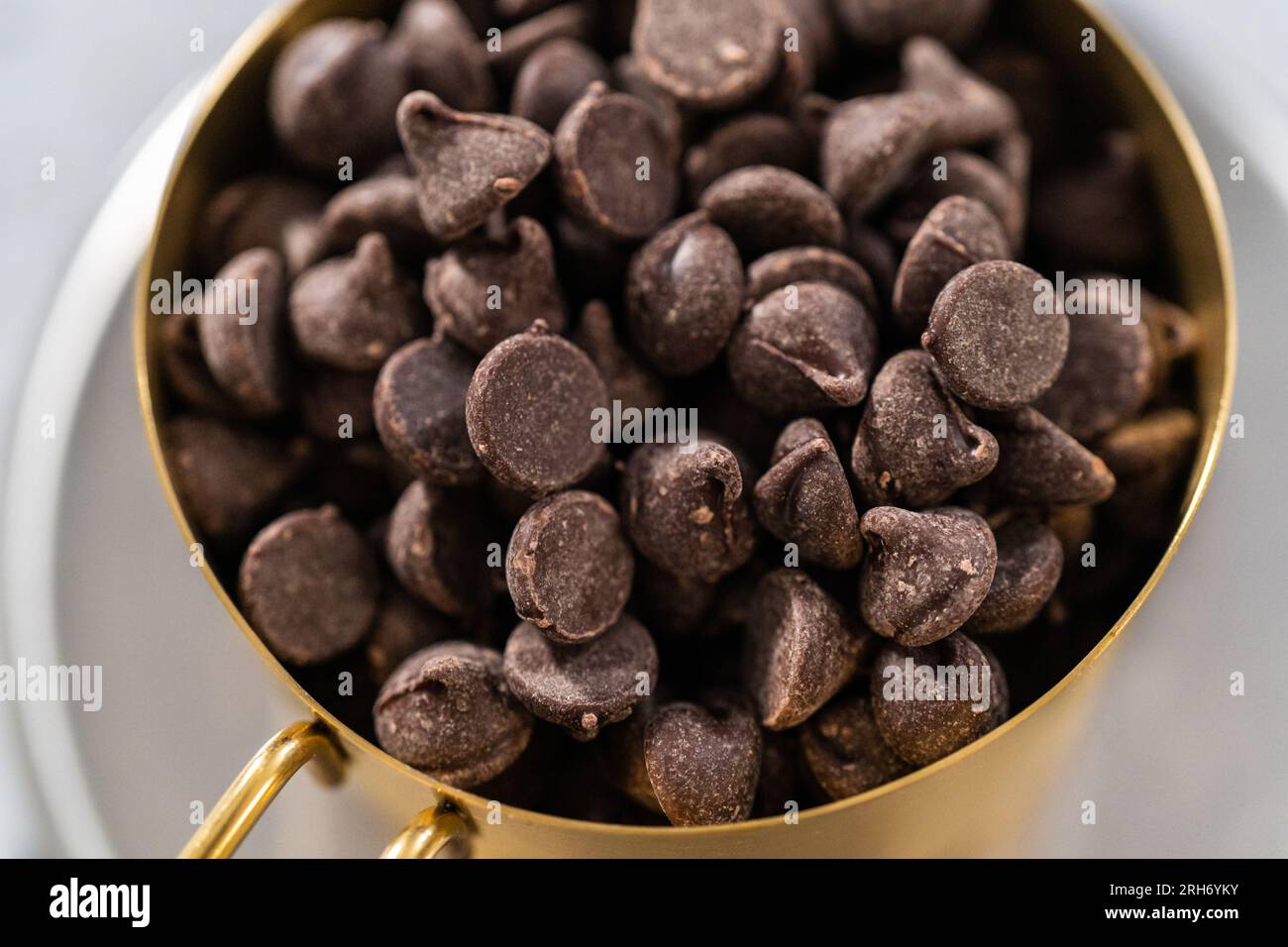 Semi-sweet chocolate chips Stock Photo - Alamy