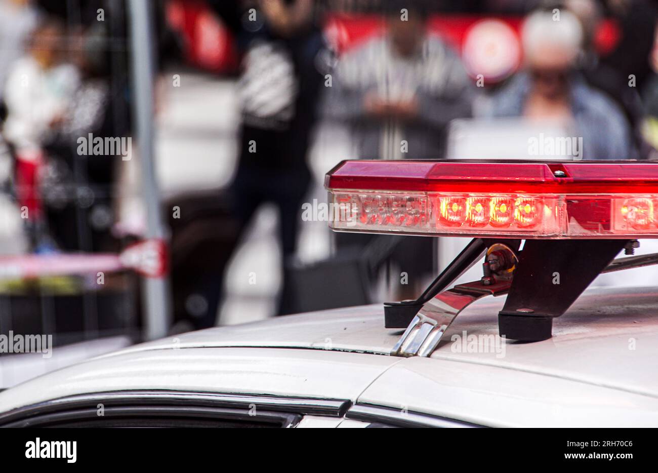 Emergency vehicle lighting hi-res stock photography and images - Alamy