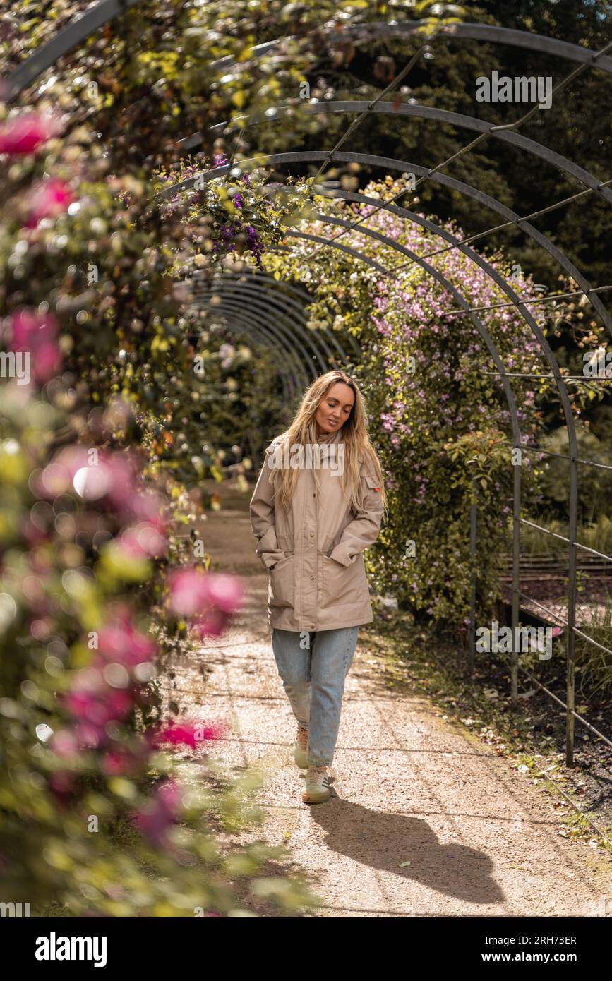Gardening young woman taking hi-res stock photography and images - Alamy
